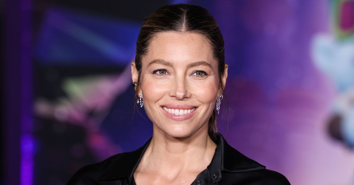 Jessica Biel: So hübsch ist ihre bezahlbare Trend-Halskette | BUNTE.de