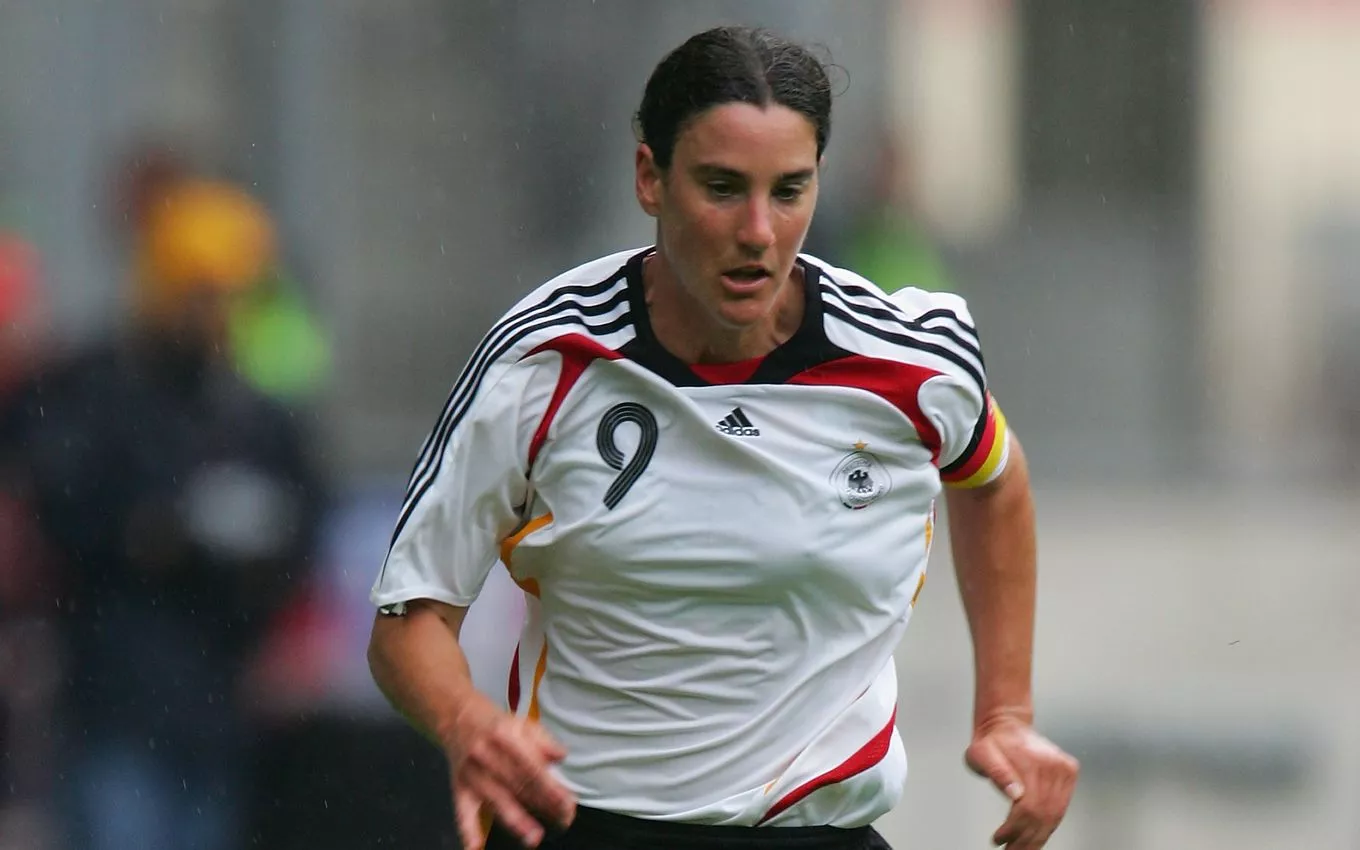 Fußball-WM: Von Marta bis Birgit Prinz – die besten Fußballerinnen ...