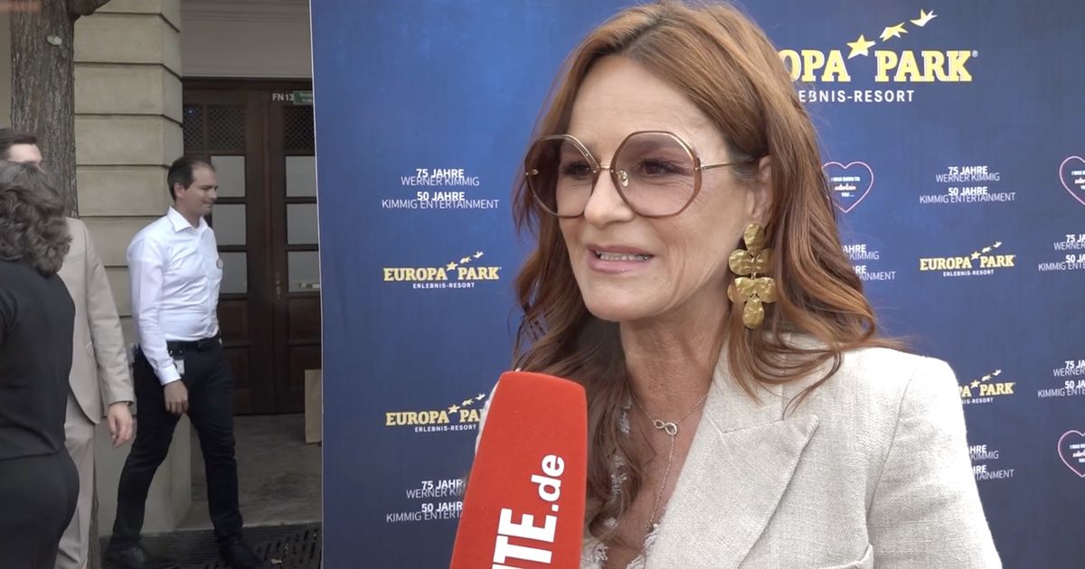 Andrea Berg: Strahlend schön mit 57! Sie verrät ihre Fitnessroutine ...