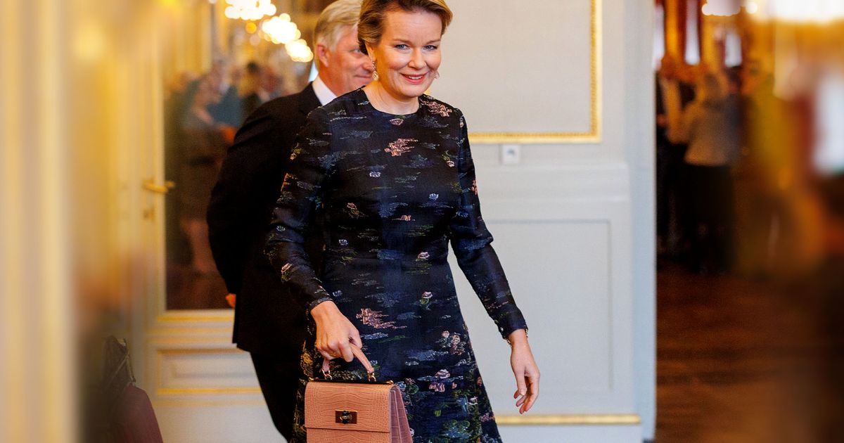 Mathilde von Belgiens Kleid erinnert an einen Seerosenteich | BUNTE.de