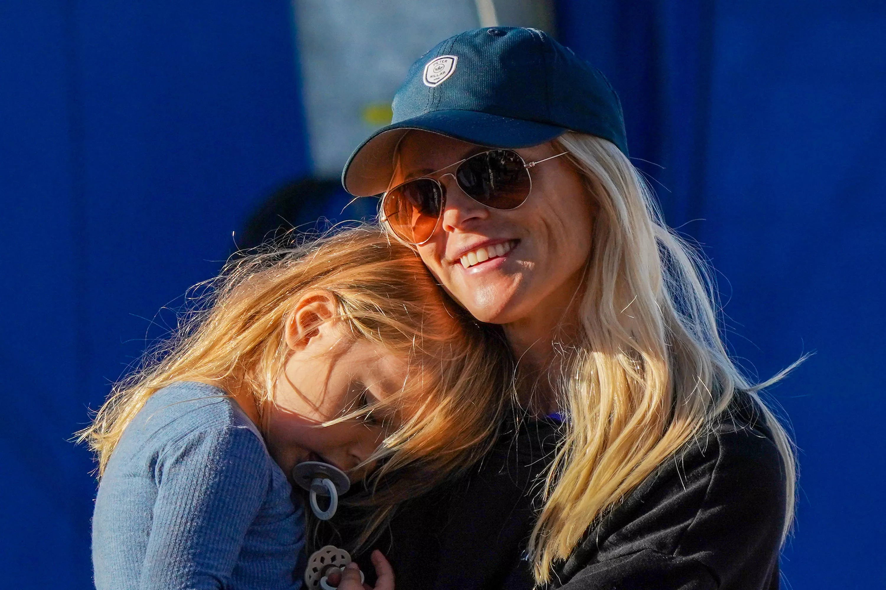 Elin Nordegren Instagram Tiger Woods, Ex Wife Elin Nordegren Share Hug