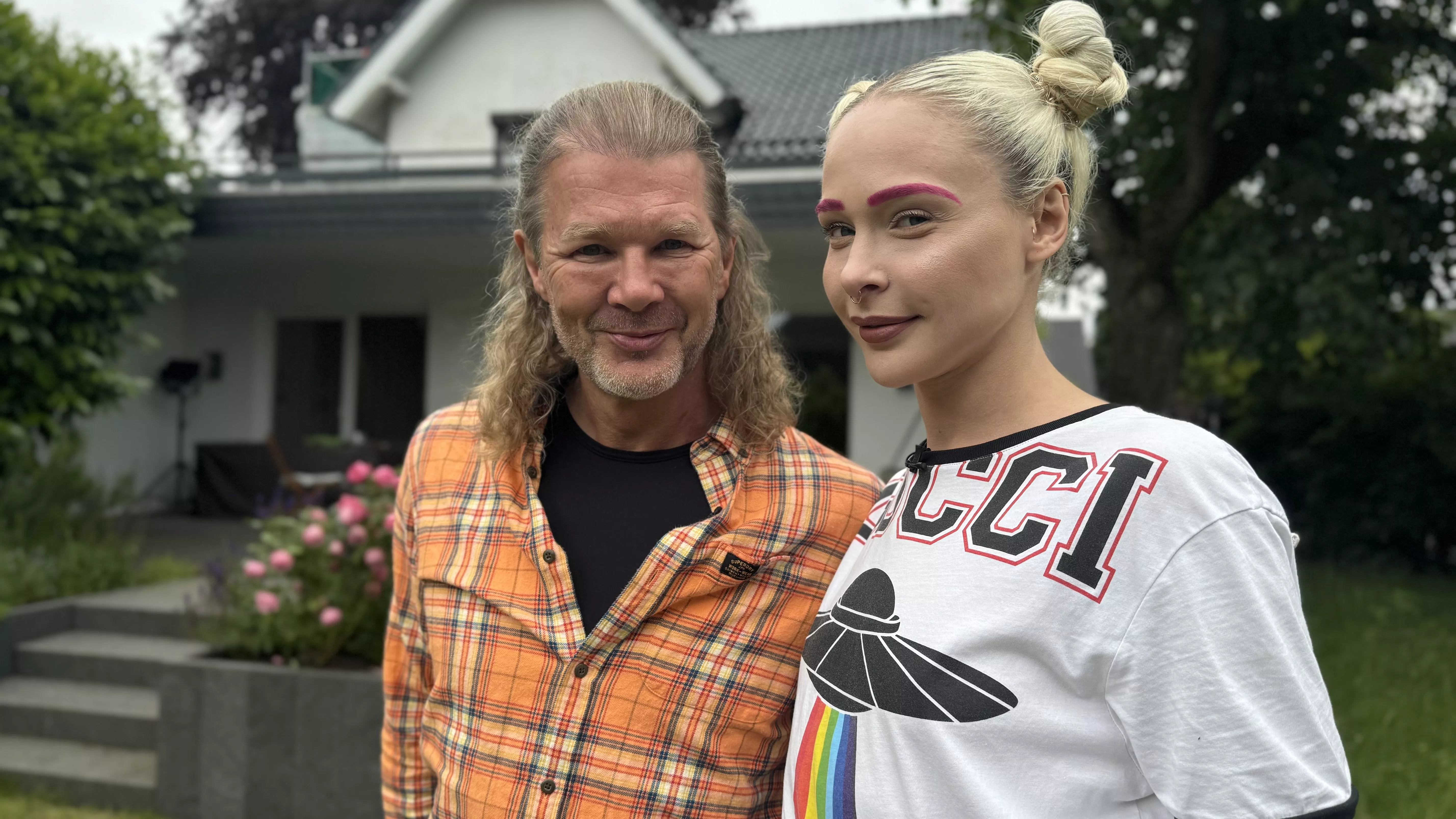 GNTM-Star Theresia Fischer weint bittere Tränen wegen Beinverlängerung ...