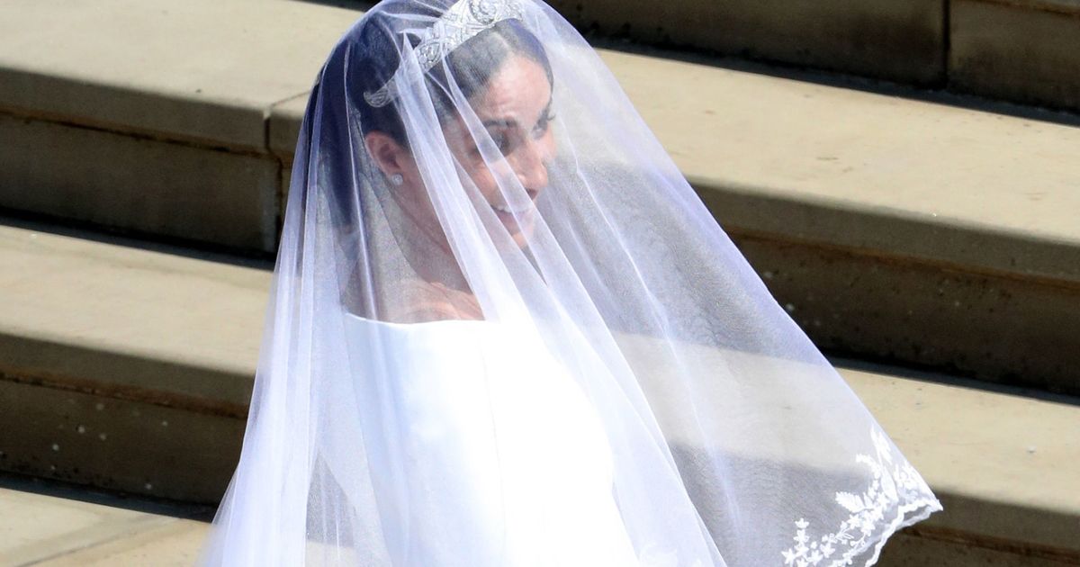 Meghan Markle: Majestätische Eleganz! Dieses schlichte Brautkleid raubt ...
