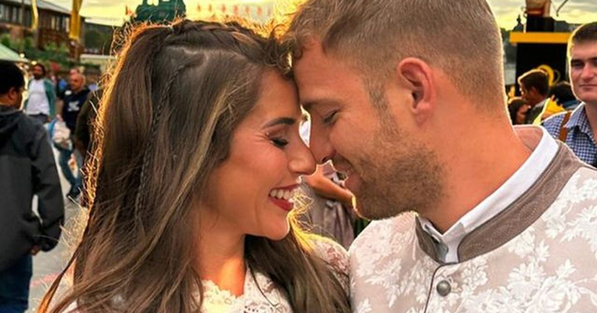 Sarah Engels: Im hellblauen Dirndl erobert sie mit ihrem Julian die Wiesn | BUNTE.de