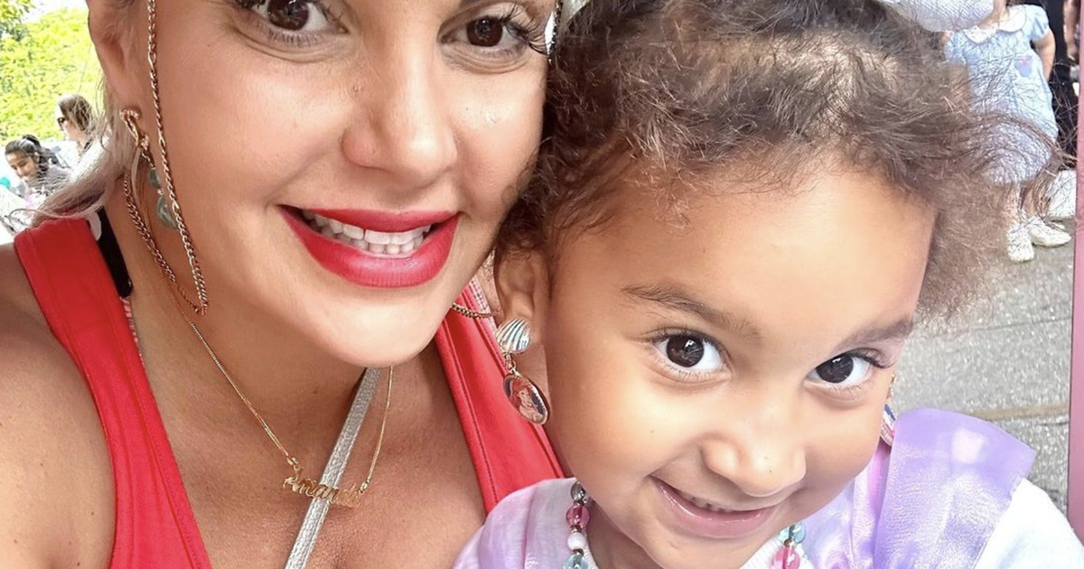 Sophia Vegas: Sie teilt ein süßes Foto mit Tochter Amanda | BUNTE.de