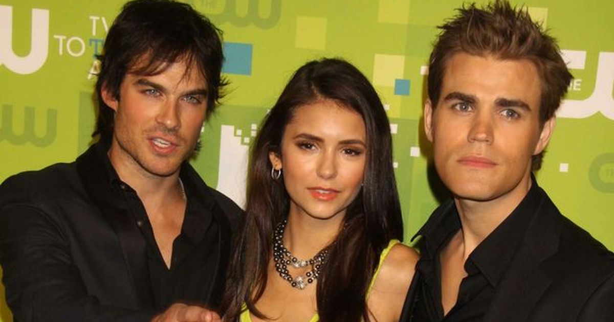 Vampire Diaries Die Wahrheit Hinter Den Gerüchten Um Nina Dobrevs Verhaftung Buntede