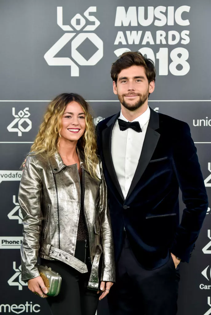 Mit ihr geht's für "The Voice Kids"-Juror Álvaro Soler plötzlich ganz schnell | BUNTE.de