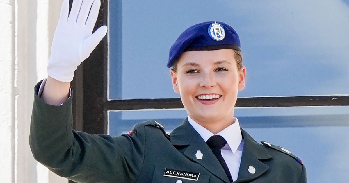 Prinzessin Ingrid Alexandra robbt Militärausbildung mit Elan durch den ...