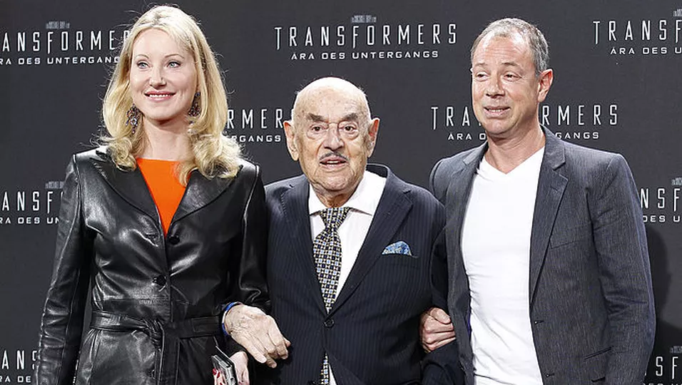 Film-Ikone Atze Brauner: Seine Schwiegertochter wurde leblos am See ...